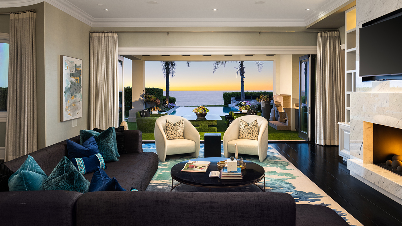 Yolanda Foster Living Room