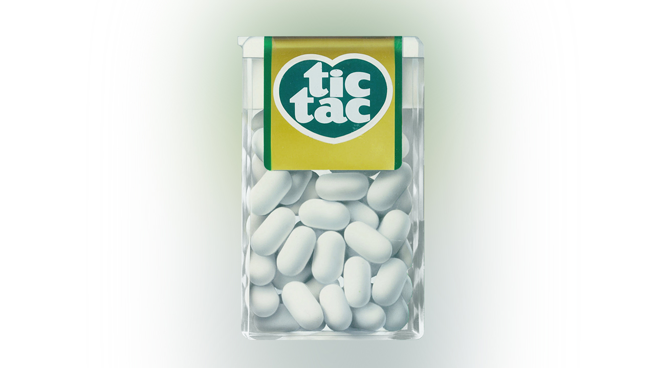Tic Tac 16 Peculiar LEGO 5008897 Tic Tac Toe Review | Brickset
